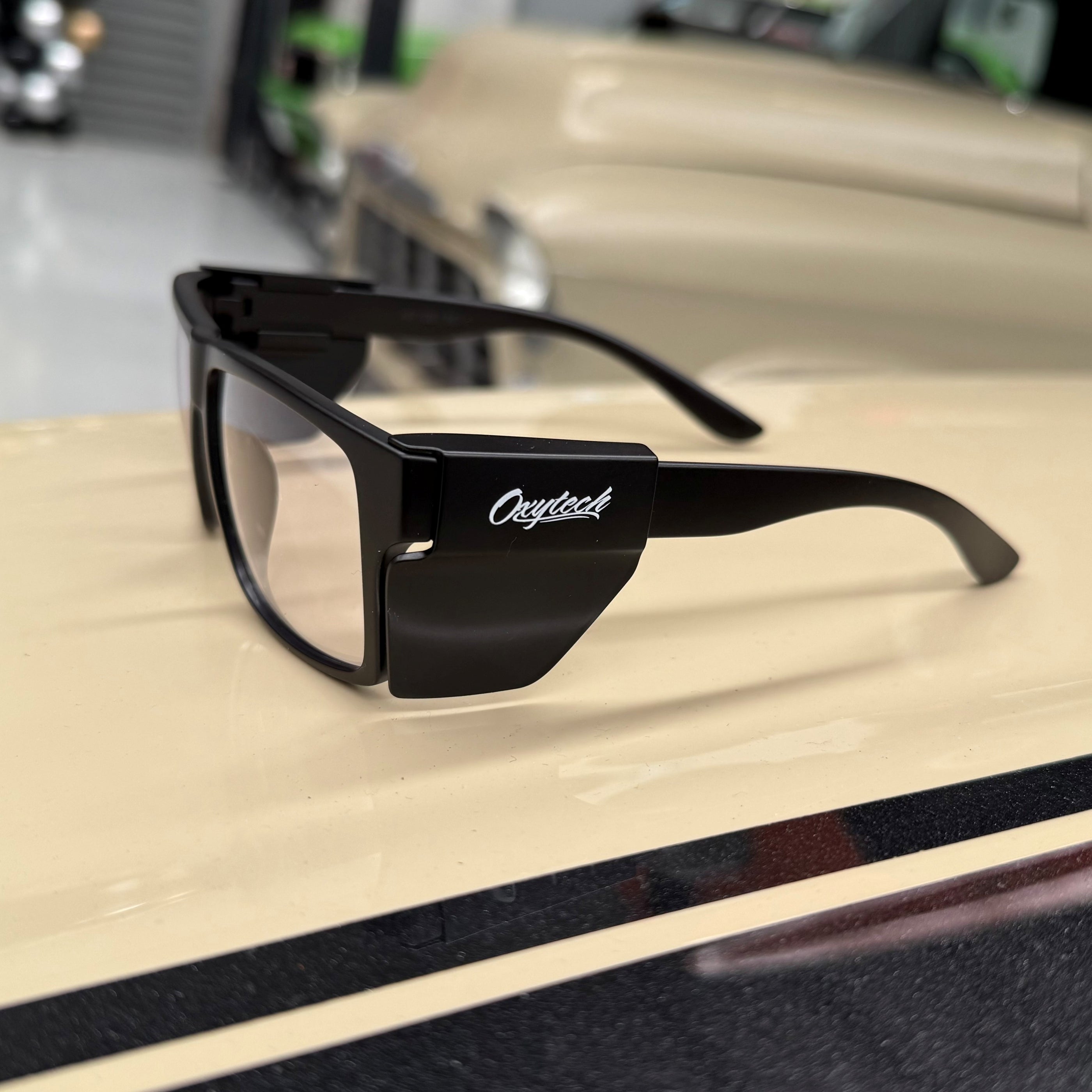 PHOTOCHROMIC TINT SAFETY GLASSES - (AS/NZS1337.1) — Oxytech Powder Coatings