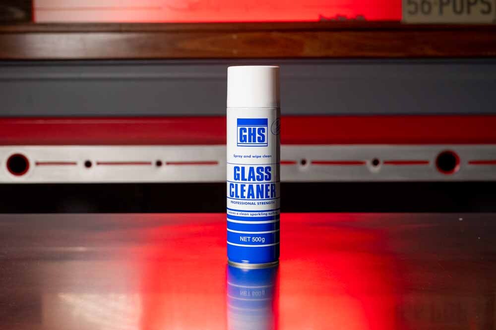 Professional glass cleaner — Oxytech Powder Coatings